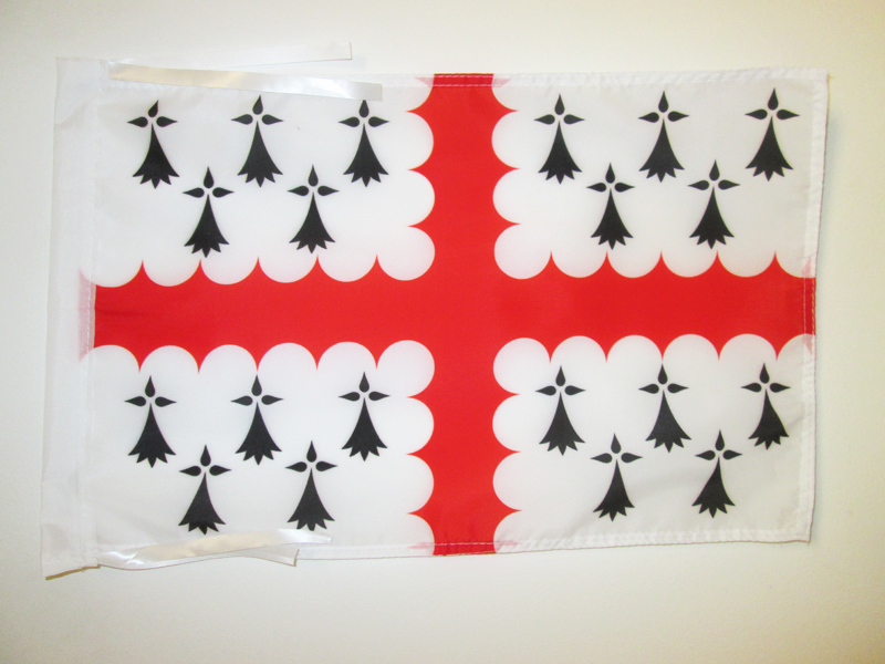COUNT OF VANNES FLAG 18'' x 12'' cords - COUNTY OF VANNES - BRITTANY ...